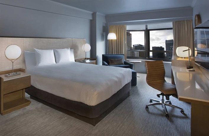 New York Hilton Midtown, New York City - Compare Deals