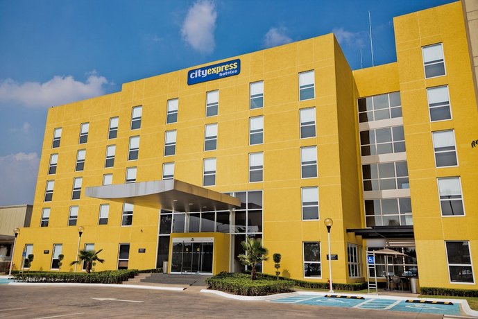 City Express CDMX Plaza Central, Mexico City - Compare Deals